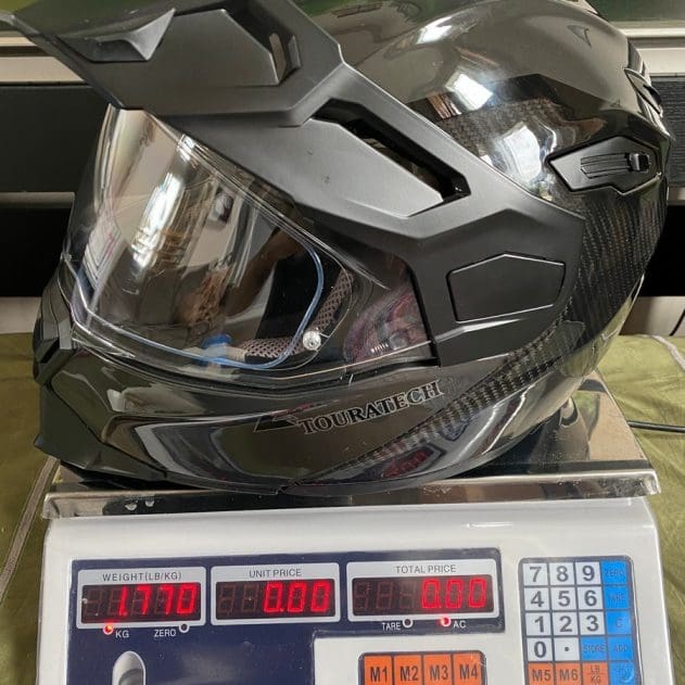 [Review] Touratech Aventuro Traveller Carbon Helmet