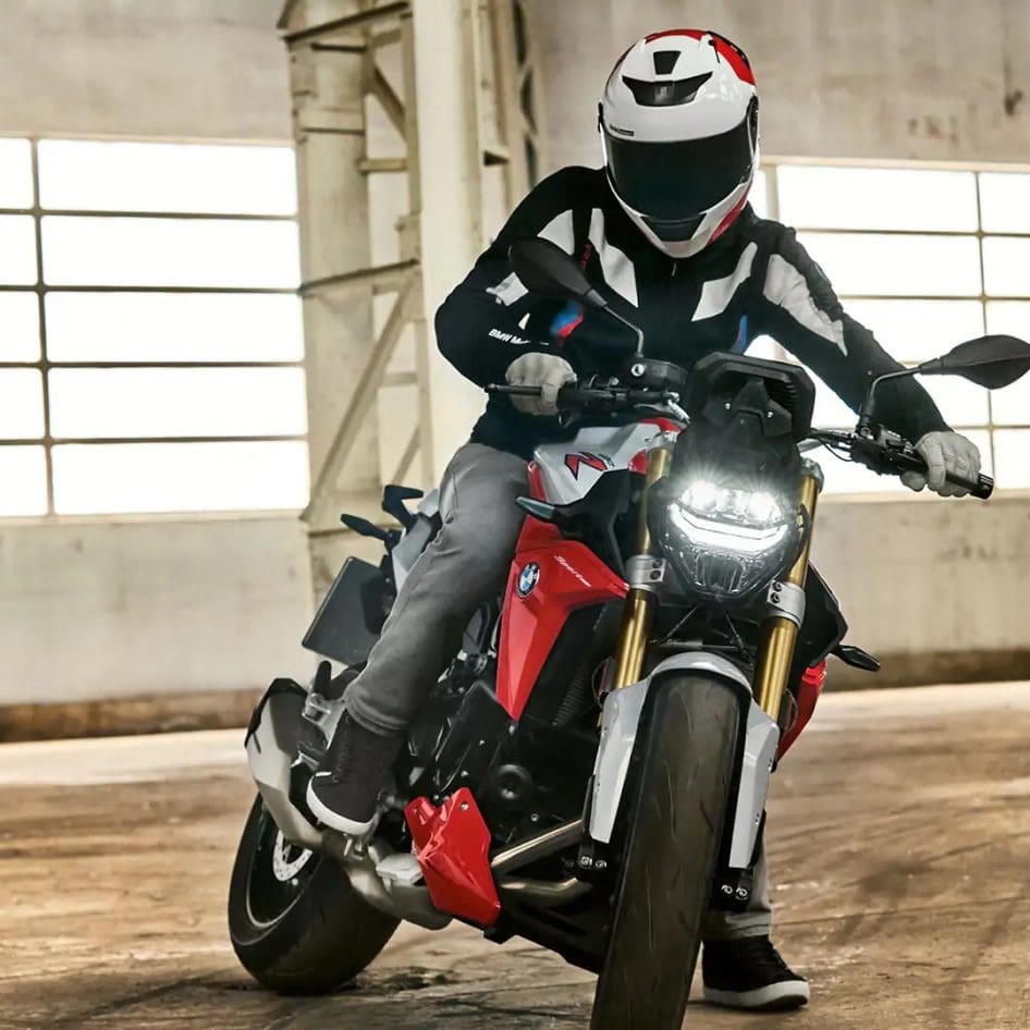 2021 BMW F 900 R [Specs, Features, Photos] | wBW