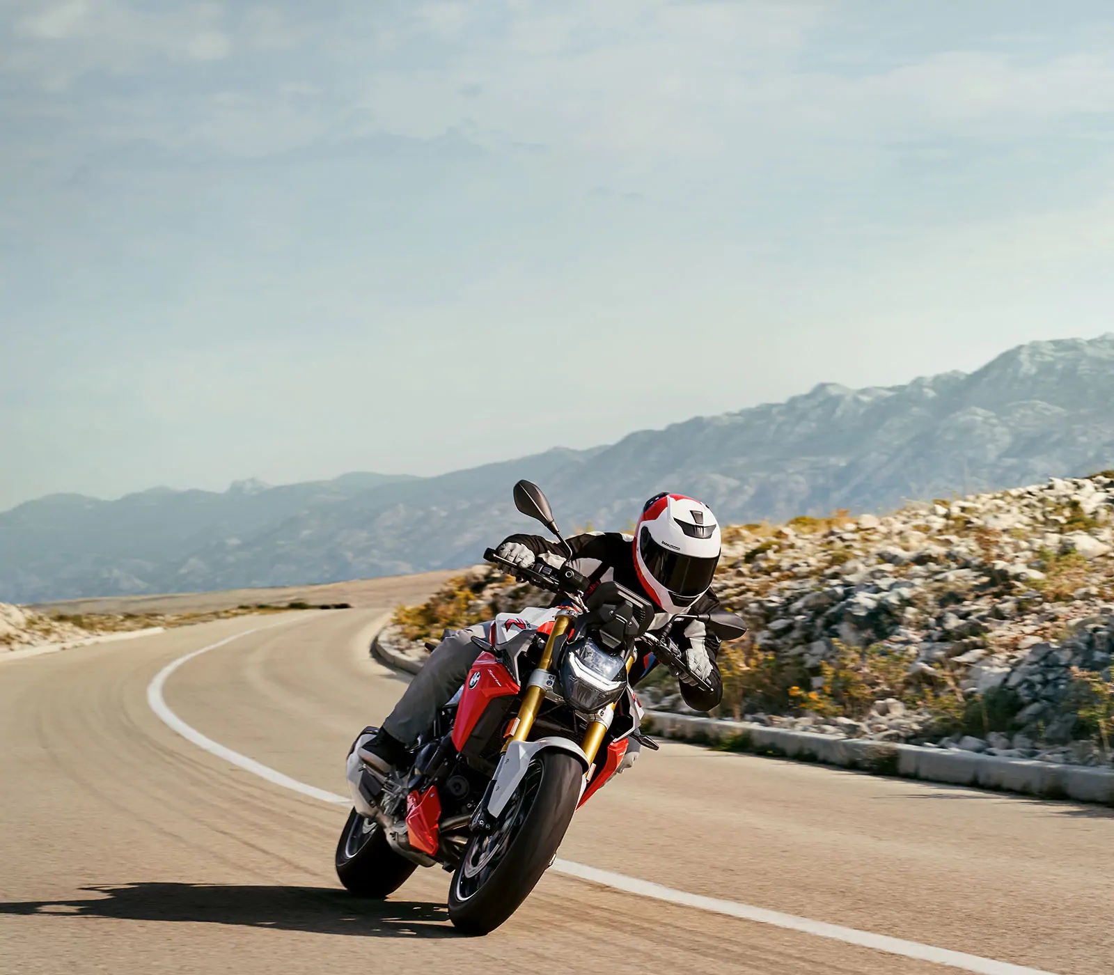 2021 BMW F 900 R [Specs, Features, Photos] | wBW