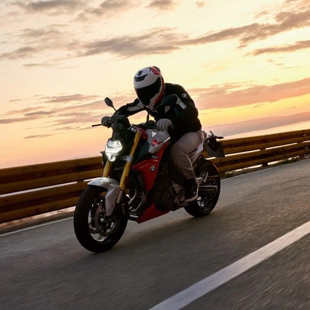 2021 BMW F 900 R [Specs, Features, Photos] | wBW