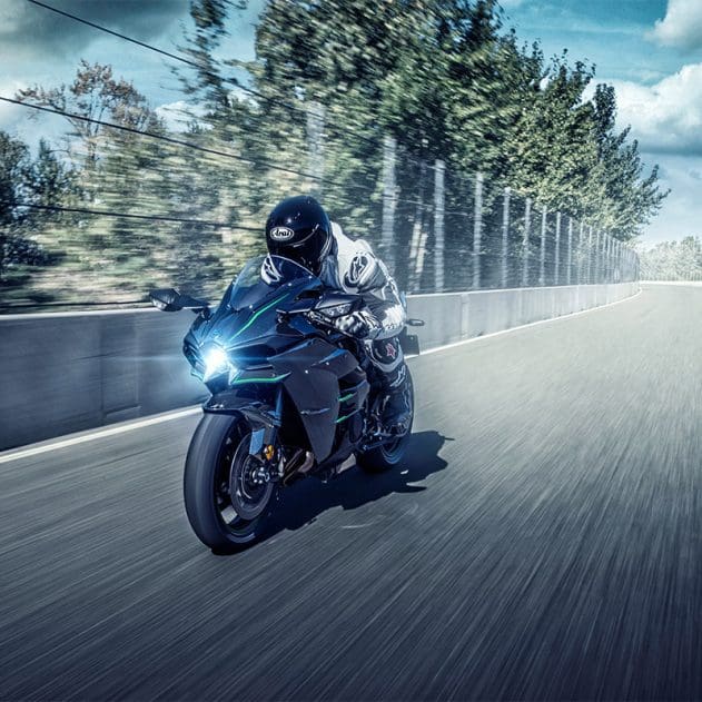 2021 Kawasaki Ninja H2 and H2 Carbon [Specs, Features, Photos] | wBW