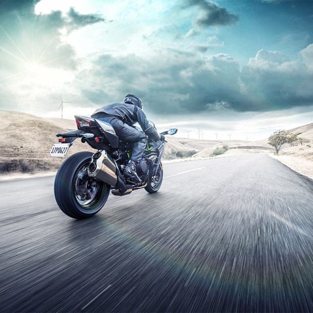 2021 Kawasaki Ninja H2 and H2 Carbon [Specs, Features, Photos] | wBW