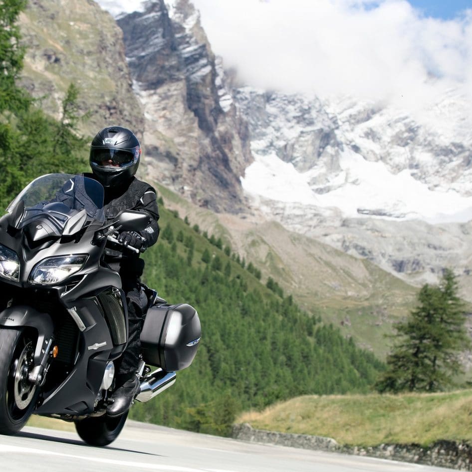 2021 Yamaha FJR1300ES [Specs, Features, Photos] | wBW