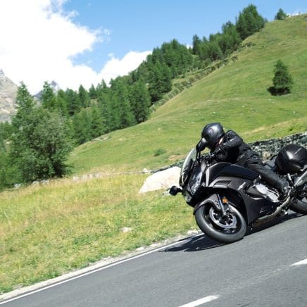 2021 Yamaha FJR1300ES [Specs, Features, Photos] | wBW