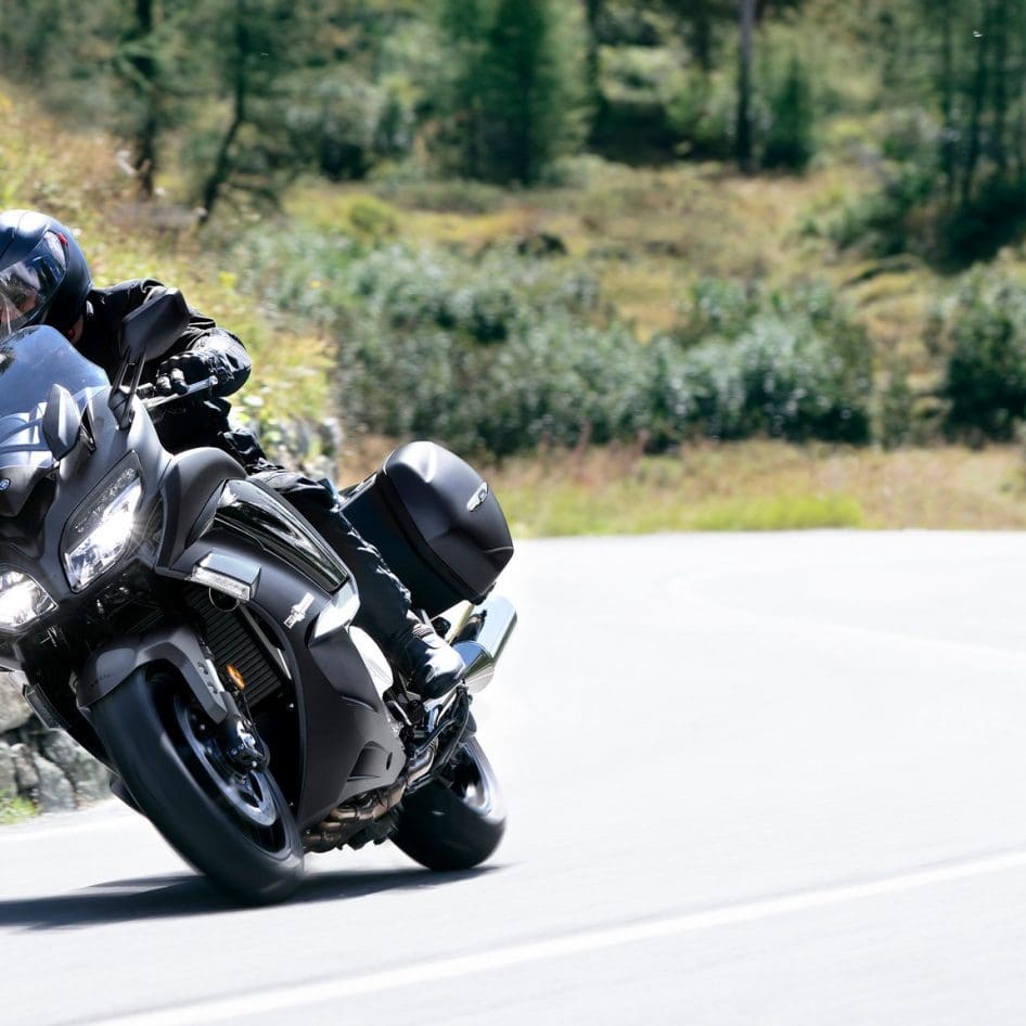 2021 Yamaha FJR1300ES [Specs, Features, Photos] | wBW