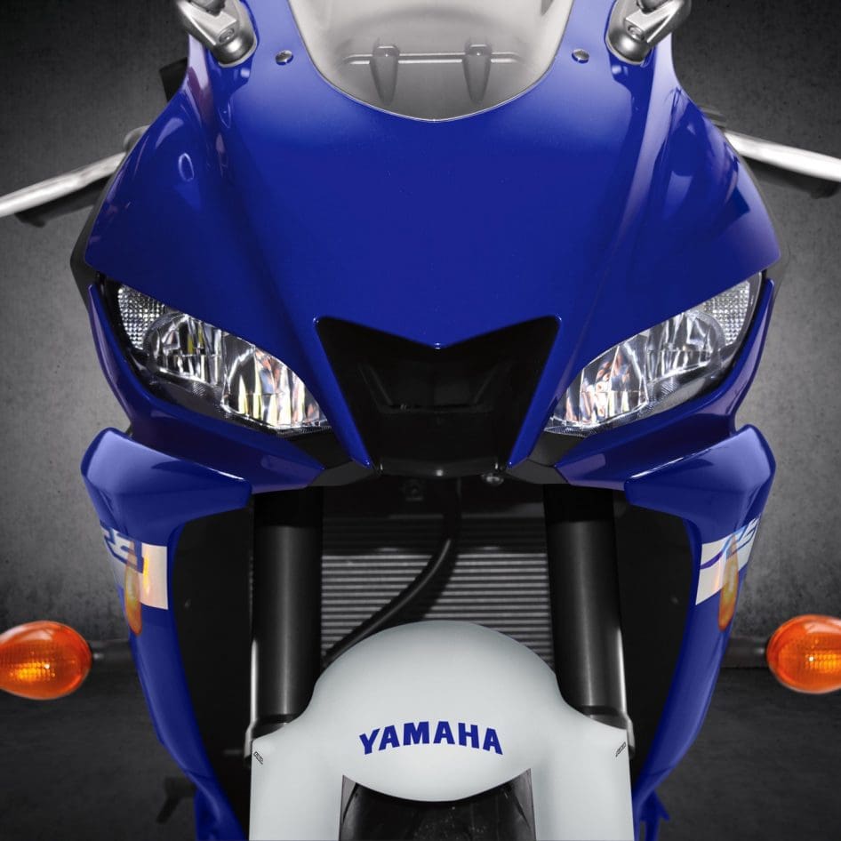 2021 Yamaha YZF-R3 and Monster Energy MotoGP YZF-R3 [Specs, Features ...