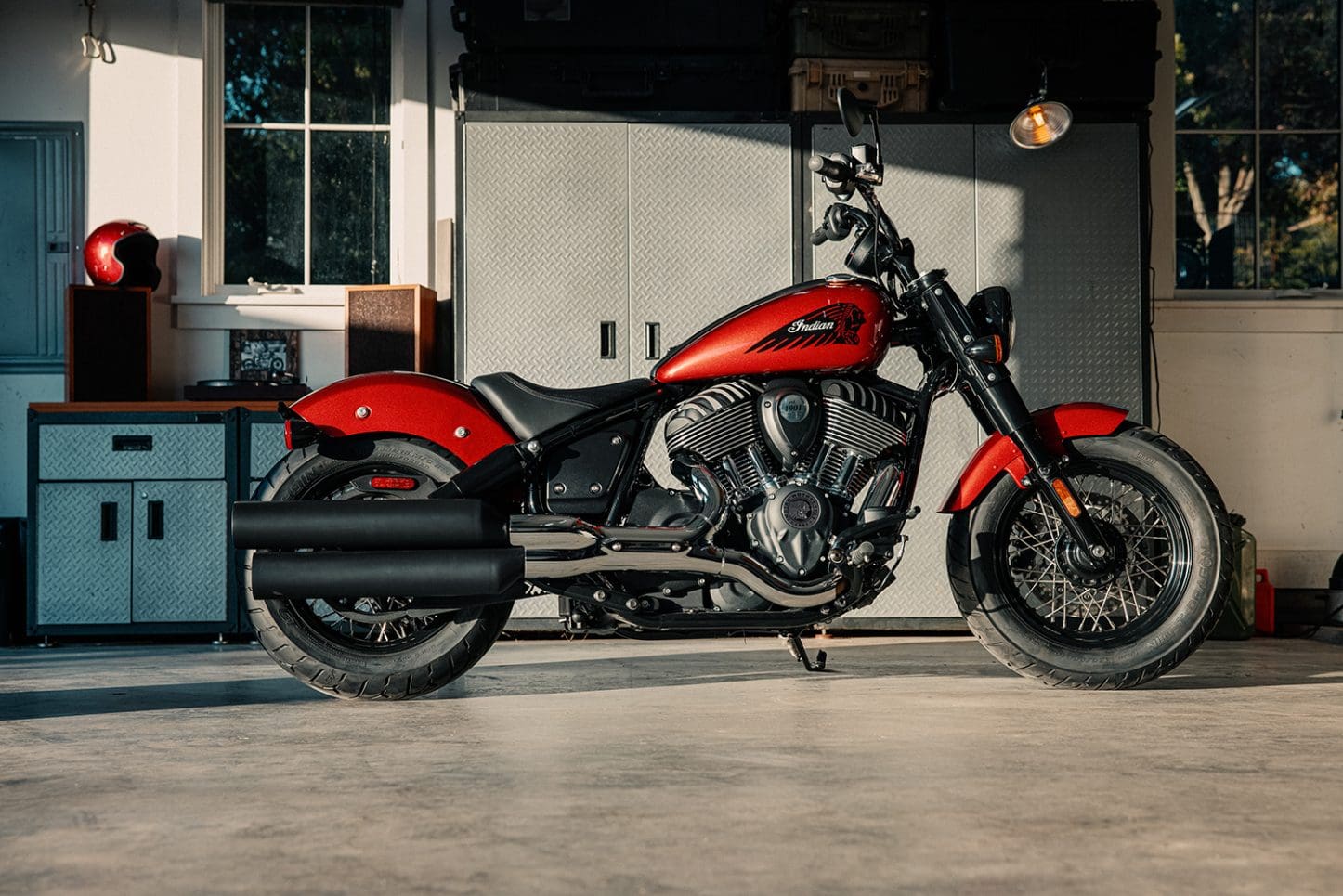 America’s First Motorcycle Company Remasters the Iconic Indian Chief ...