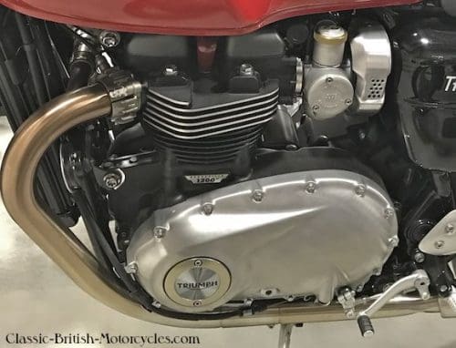 2016 Triumph Thruxton - webBikeWorld