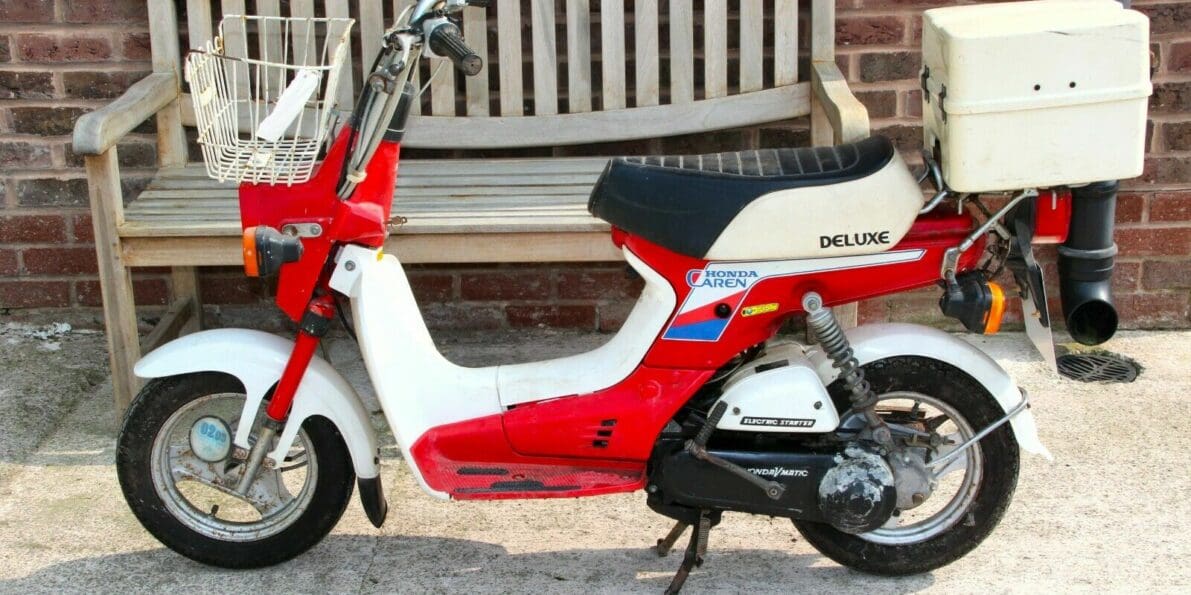 Honda 50cc Express SR Motorcycles - webBikeWorld