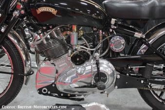 1951 Vincent Comet - webBikeWorld