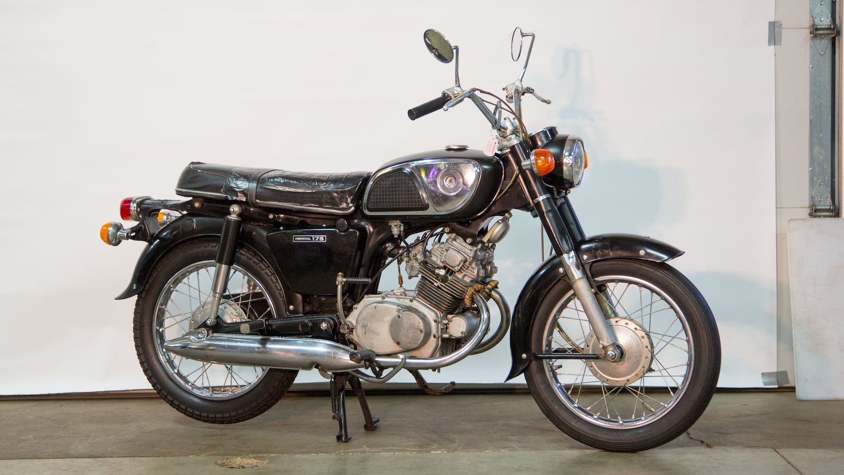Honda Touring 175 CA175, CD175 Motorcycles - webBikeWorld