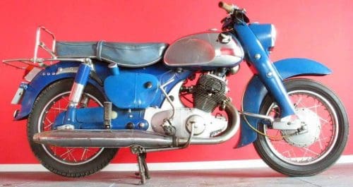 Honda Dream C71, CA71, CE71, C72, CA72 Motorcycles - webBikeWorld