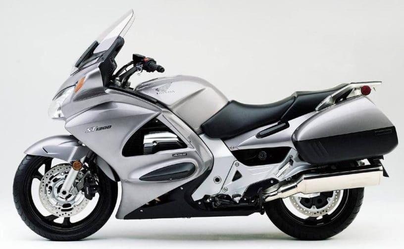 Honda ST1300 Motorcycles - webBikeWorld
