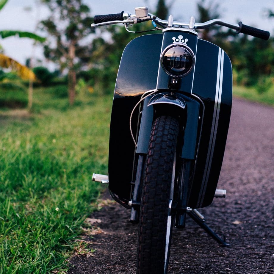 Custom Eye Candy: A Suave Honda Cub Courtesy of Deus Customs - webBikeWorld