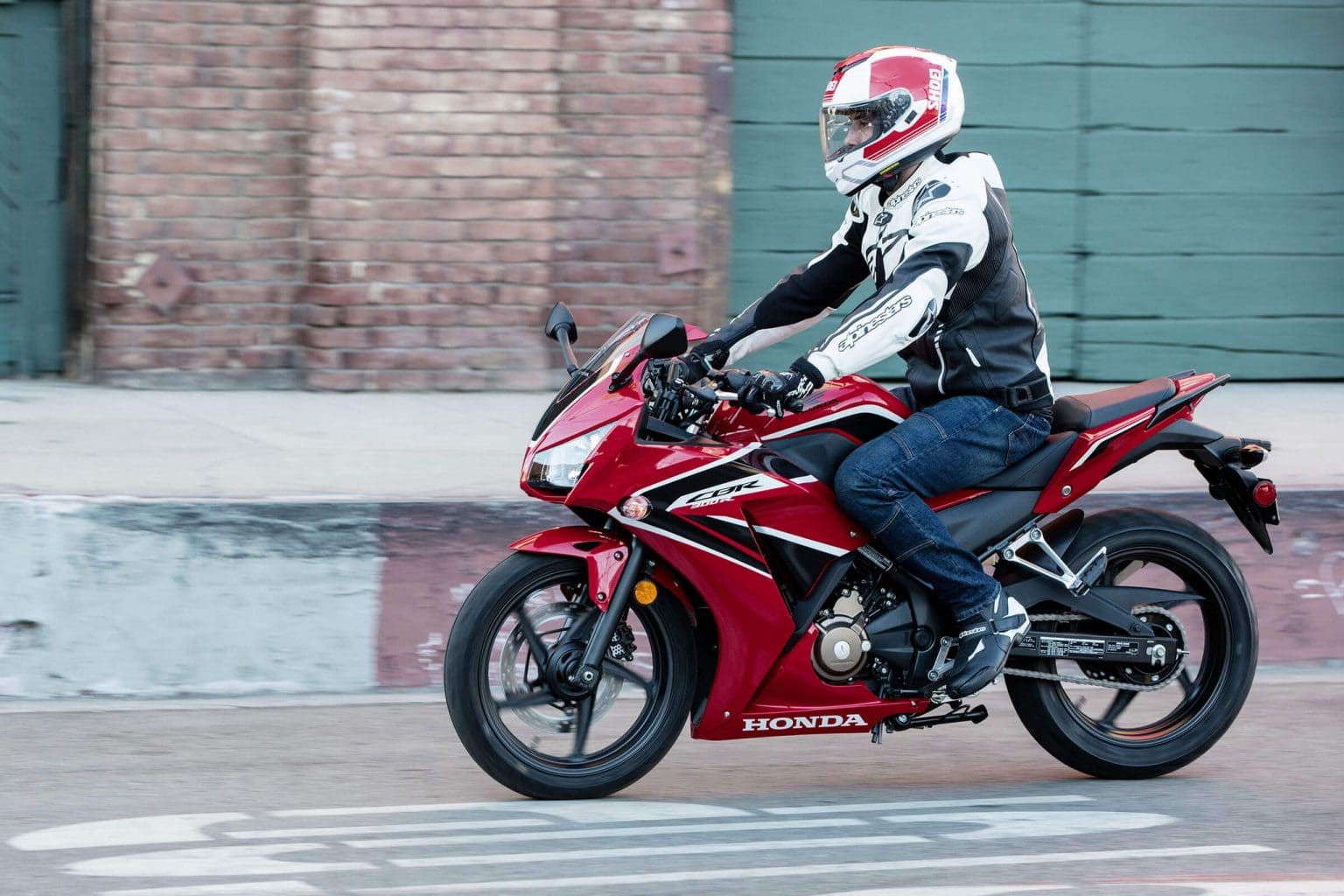 2022 Honda CBR300R [Specs, Features, Photos] | wBW