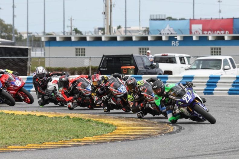 The 2022 Yamaha R7: Why a Supertwin & Why Now?