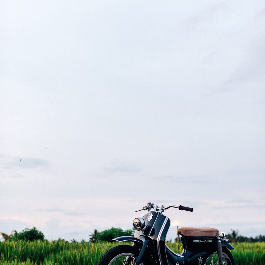 Custom Eye Candy: A Suave Honda Cub Courtesy of Deus Customs - webBikeWorld