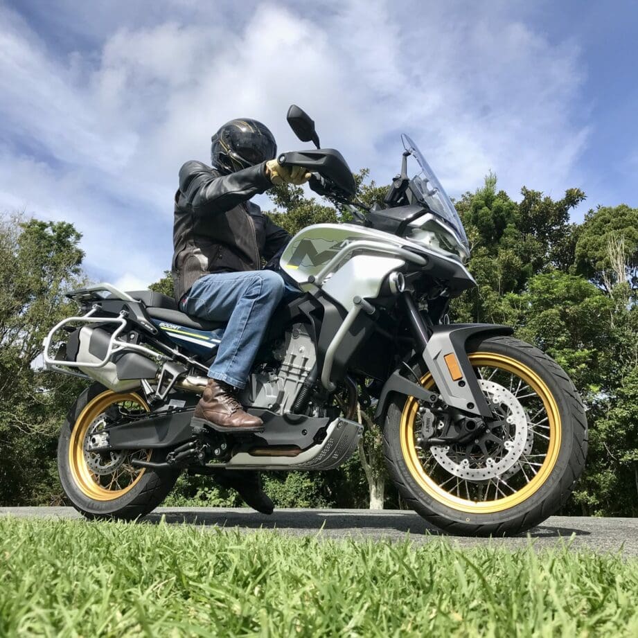 Modern retro flat-tank motorcycle - webBikeWorld