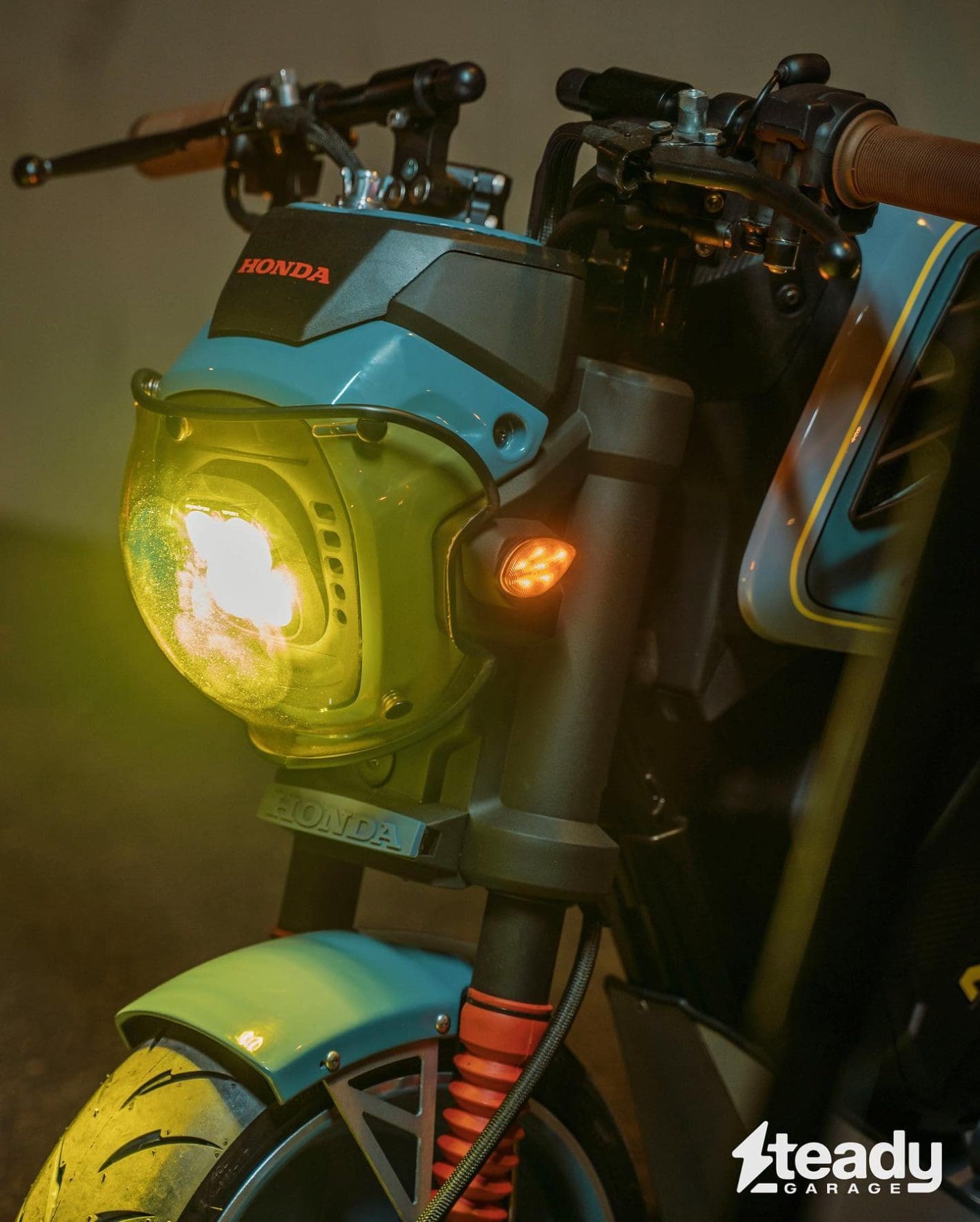 Custom Eye Candy: A Sci-Fi-Inspired Honda Navi - webBikeWorld