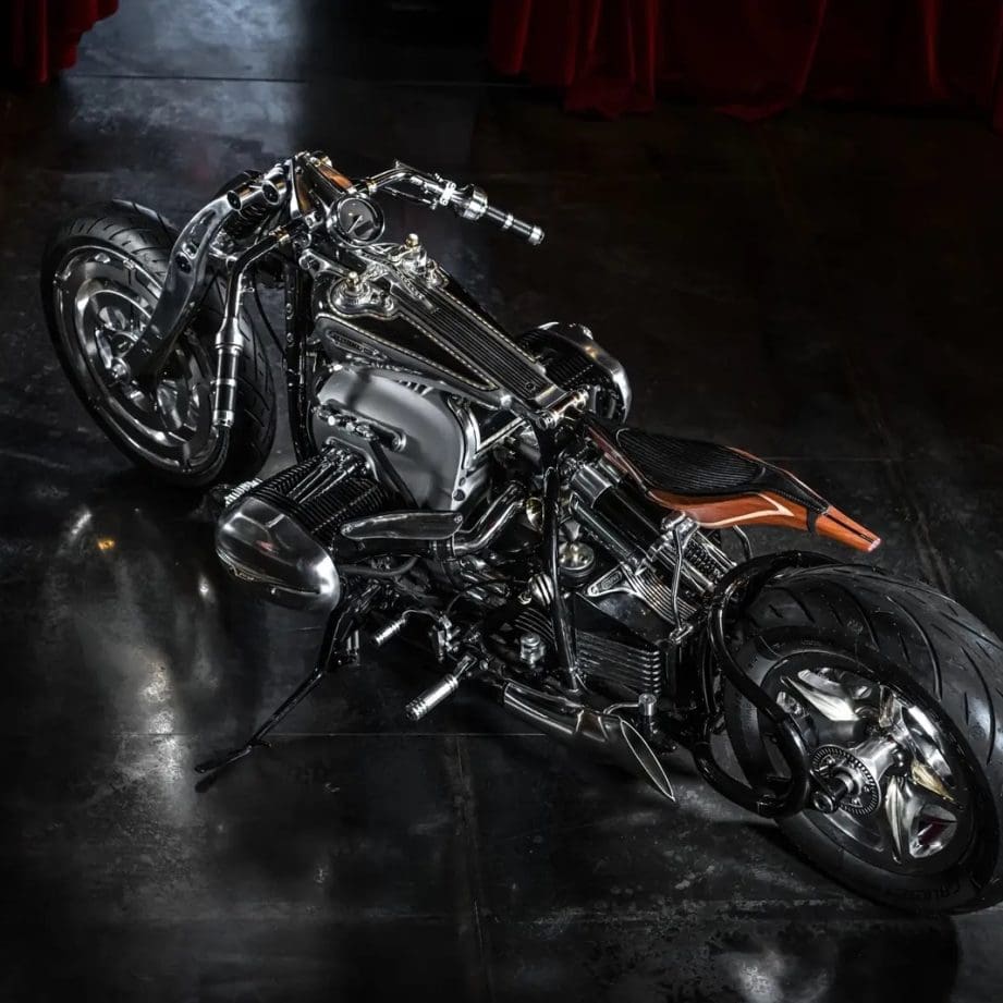 Custom Eye Candy: Meet the R18 Magnifica - webBikeWorld