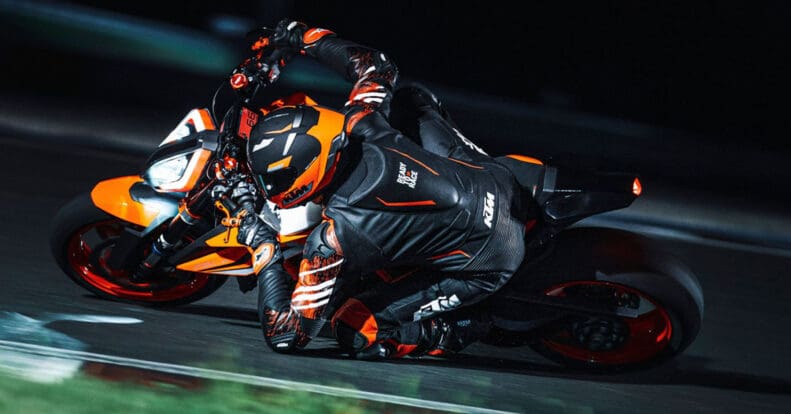 2022 KTM 1290 Super Duke R Evo [Specs, Features, Photos] | wBW
