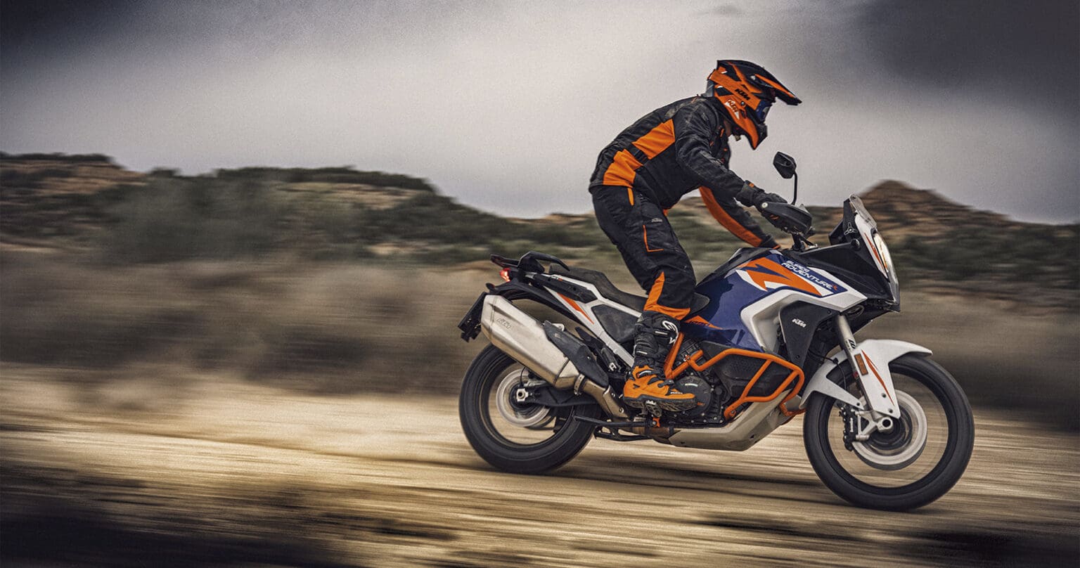 2022 KTM 1290 Super Adventure R [Specs, Features, Photos] | wBW