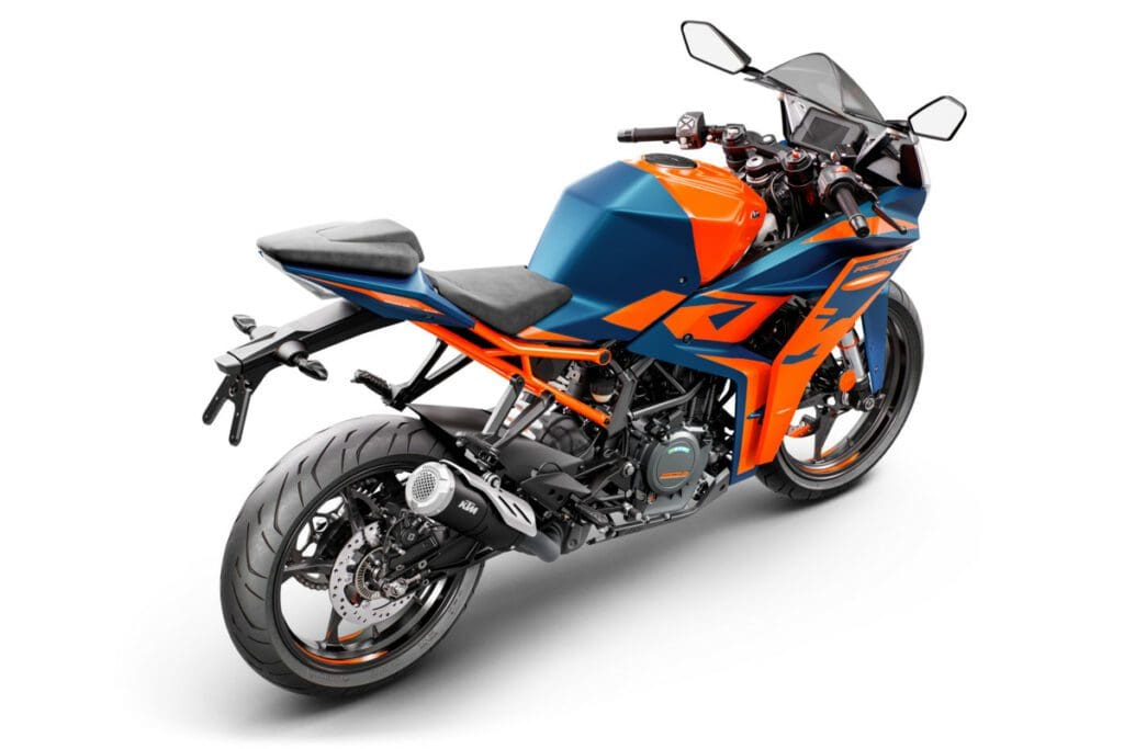2022 KTM RC 390 [Specs, Features, Photos] | wBW