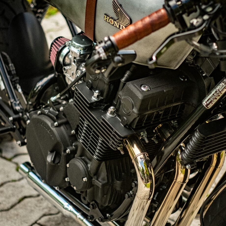 Custom Eye Candy: Redesigned CB750 RC42 is "Our Last Honda" - webBikeWorld