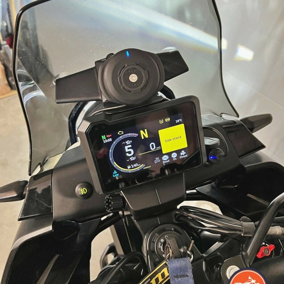 Quad Lock 360 Phone Mount Review