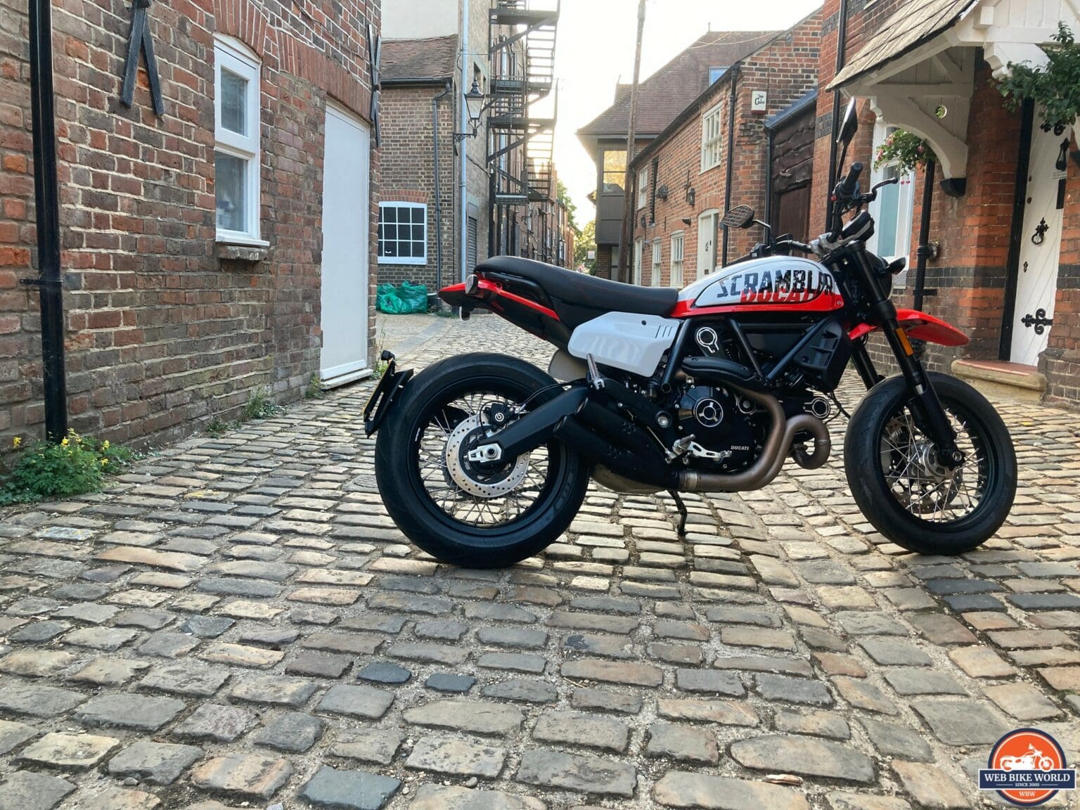 2022 Ducati Scrambler Urban Motard Review