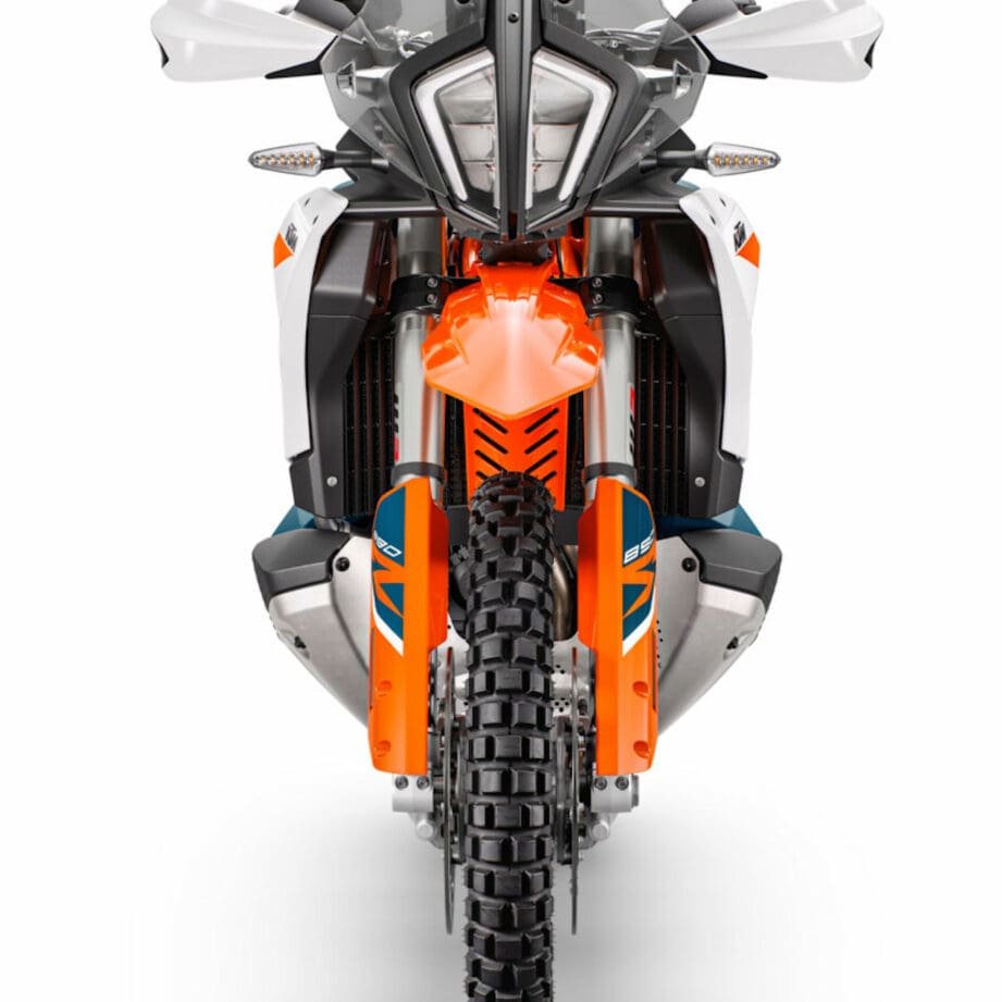 KTM Refreshes the 890 Adventure R for 2023 - webBikeWorld