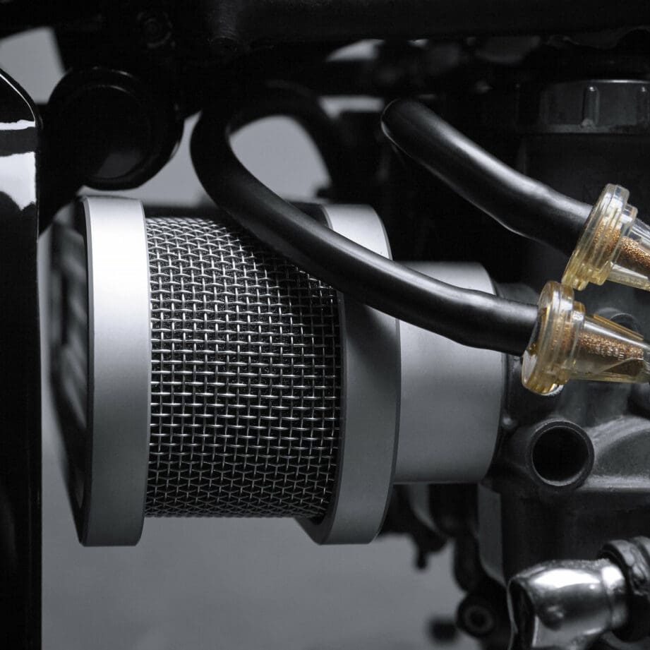 Custom Eye Candy: “La Poderosa,” the Mutant CB750K - webBikeWorld