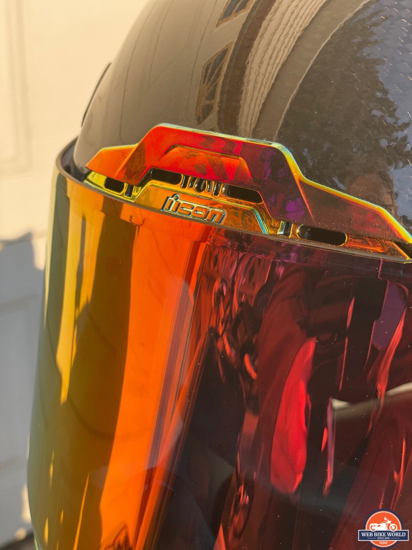 Icon Airframe Professional Carbon Full Face Helmet Assessment ...