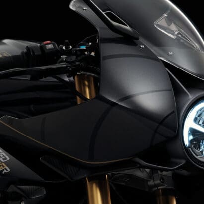 Triumph: The Speed Triple RR Bond Edition - webBikeWorld