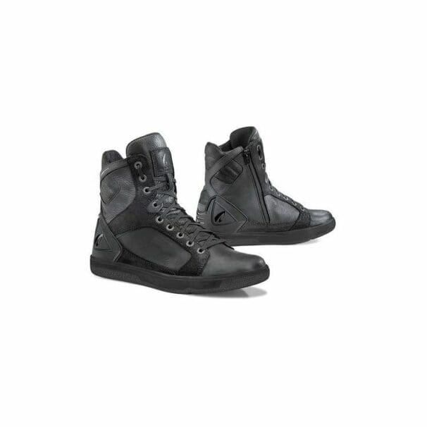 Deal of the Week: Up to 40% Off Select Street Riding Shoes - webBikeWorld