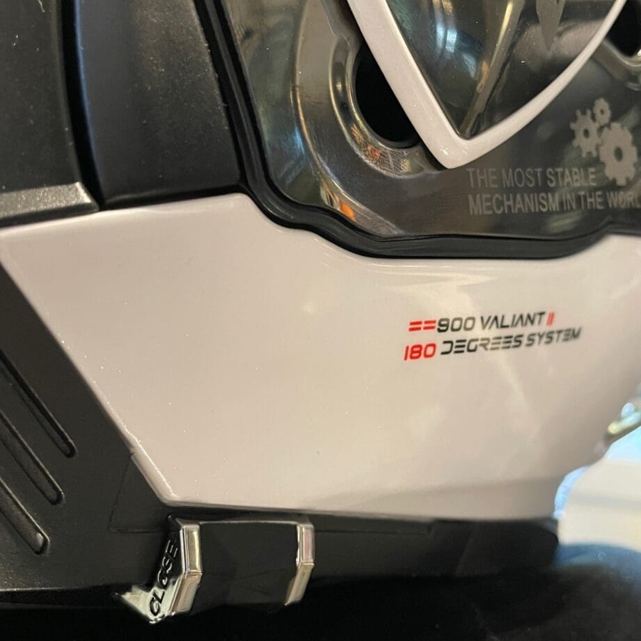 LS2 Valiant II Modular Helmet Review