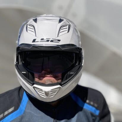 LS2 Valiant II Modular Helmet Review