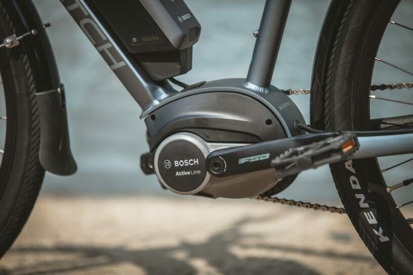 Hub-Drive vs. Mid-Drive eBikes (Pros, Cons, & More)