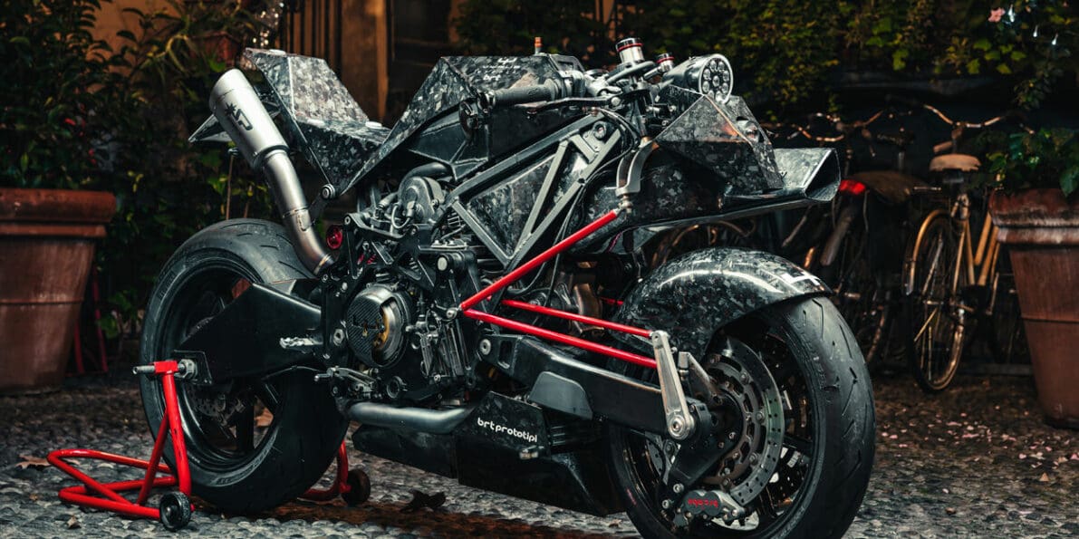 Kit Me Out: The New Vtopia Vyrus ‘Low-Poly’ Kit - webBikeWorld