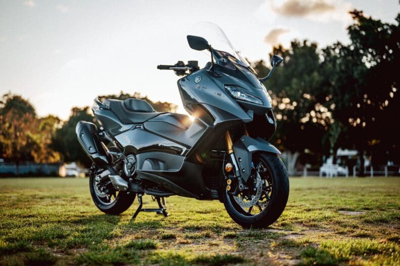 2022 Yamaha TMAX 560 Tech MAX Review