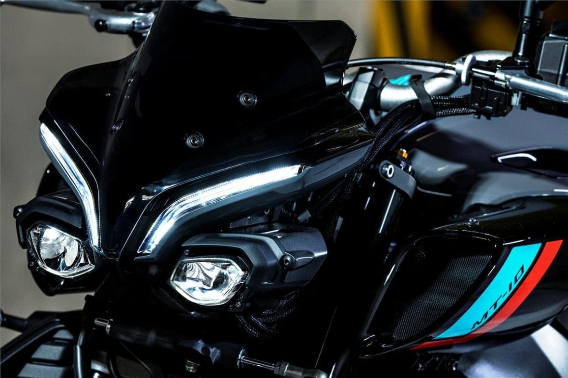 2023 Yamaha MT-10 / MT-10 SP [Model Overview] | wBW