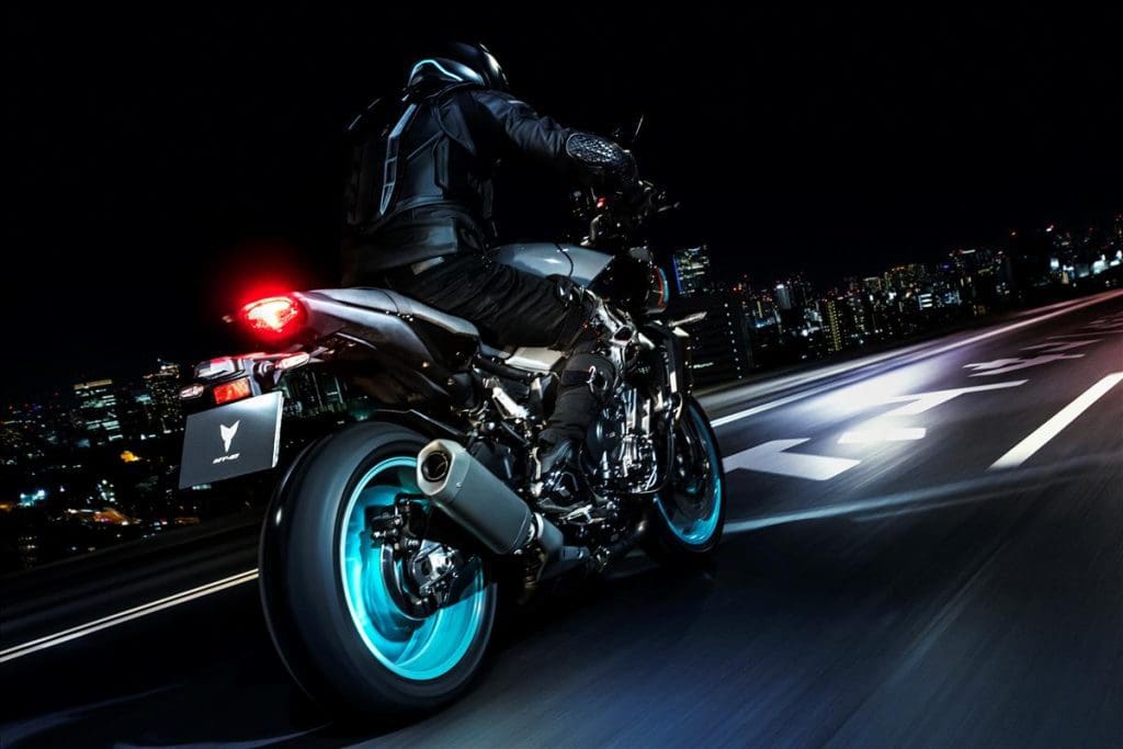 2023 Yamaha MT-10 / MT-10 SP [Model Overview] | wBW