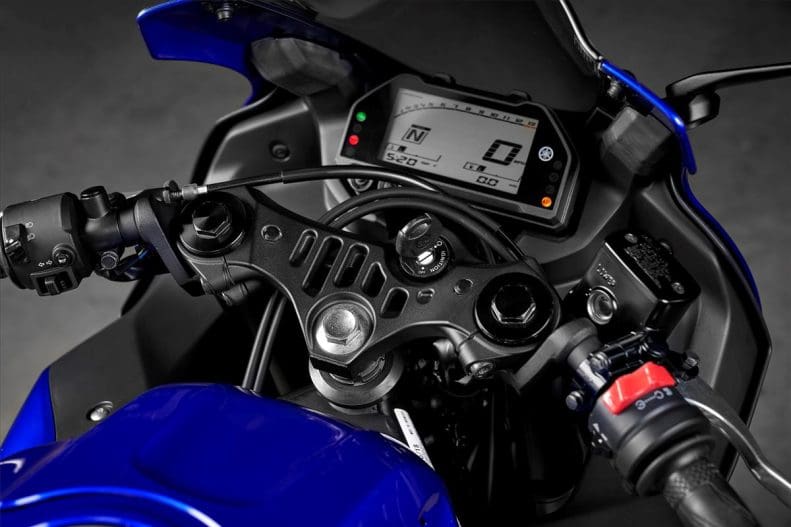 2023 Yamaha YZF-R3 [Model Overview] | wBW