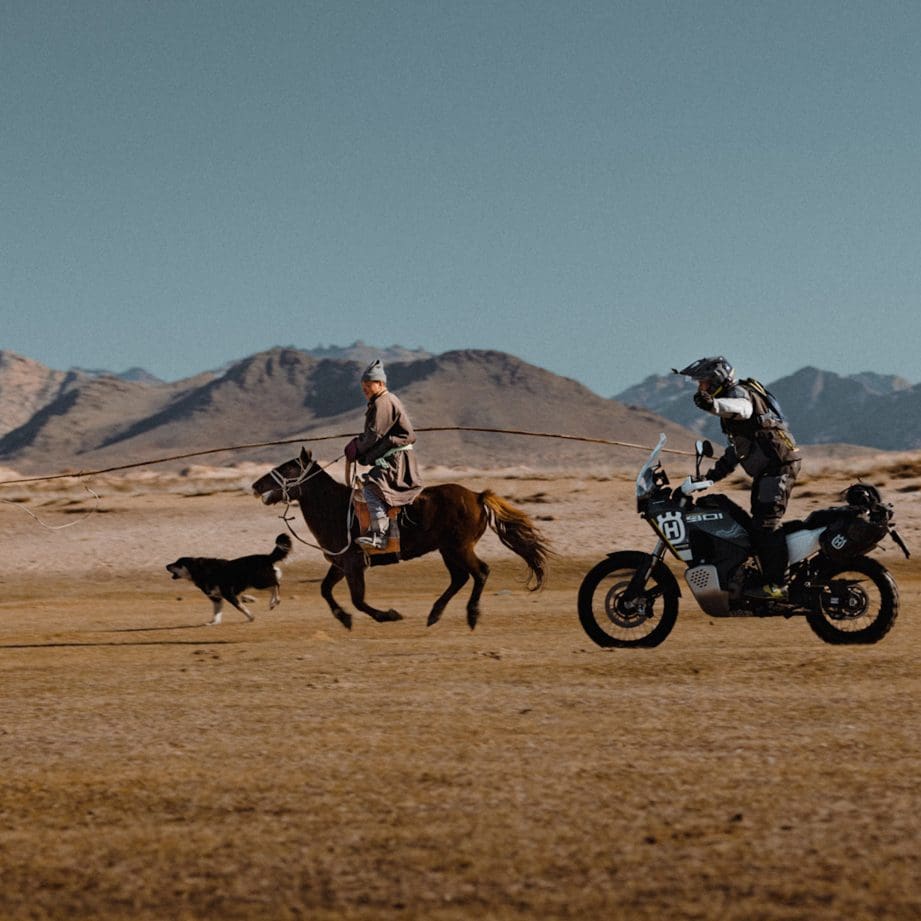 Husqvarna Releases Up-Spec’d Norden 901 Expedition - webBikeWorld
