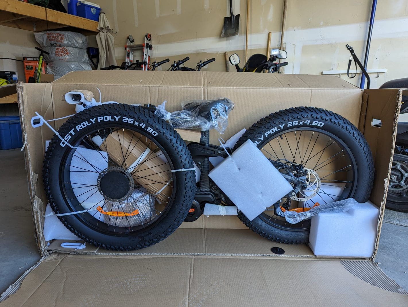 First Look: Himiway Cobra Pro eMTB Unboxing & Assembly