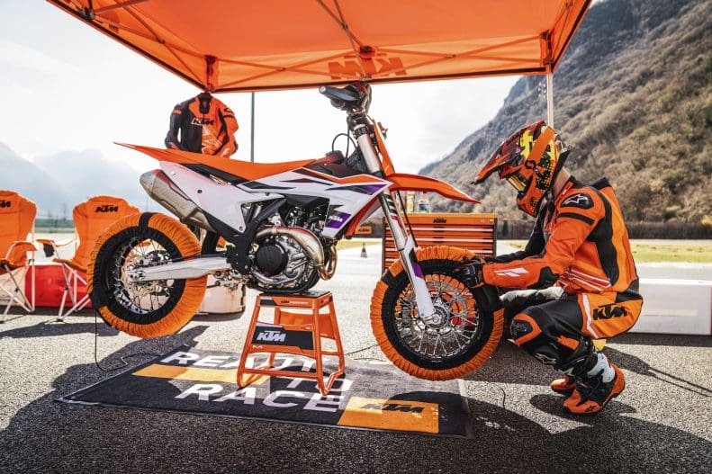 KTM: Introducing the 2024 450 SMR - webBikeWorld