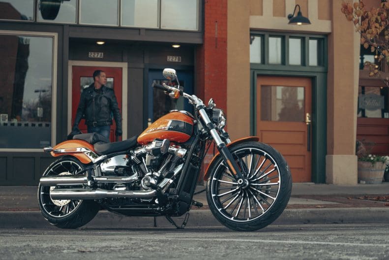 2023 Harley Davidson Breakout 117 [Specs, Features, Photos]