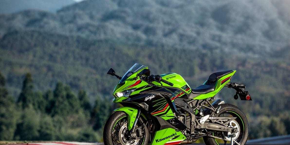 2023 Kawasaki Ninja ZX-4RR [Specs, Features, Photos]