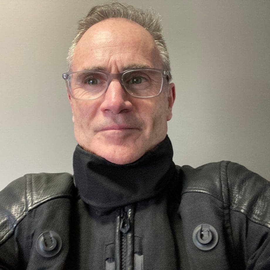 REV’IT! Valve H2O Jacket Hands-On Review