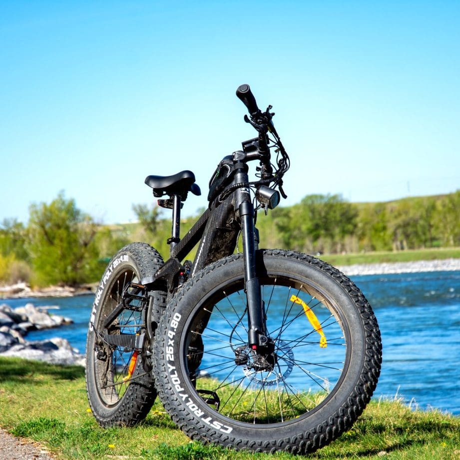 E-Bike vs Mountain Bike: Which experience is right for you? - webBikeWorld